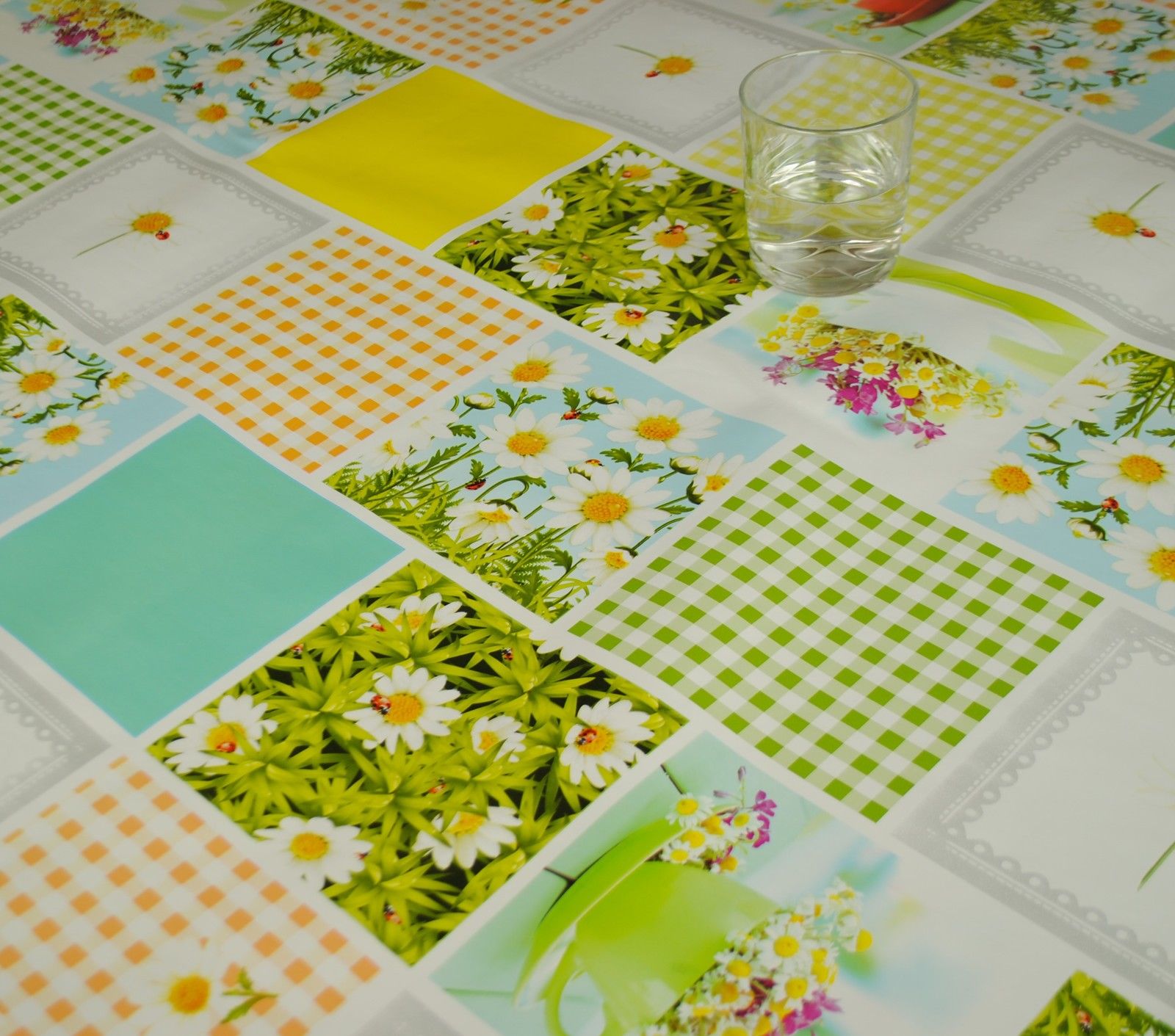 Daisy Gingham Patchwork PVC Vinyl Wipe Clean Tablecloth 190cm x 140cm